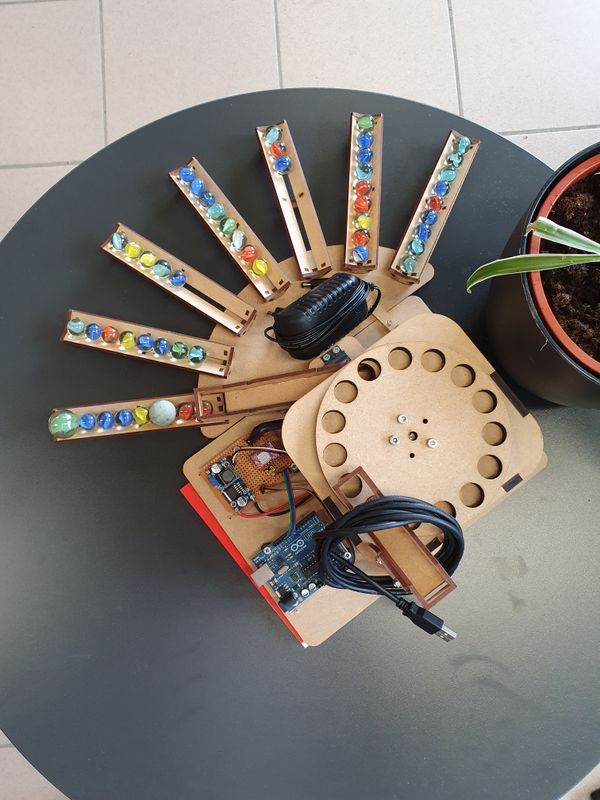 Marble sorting machine - Thomas More